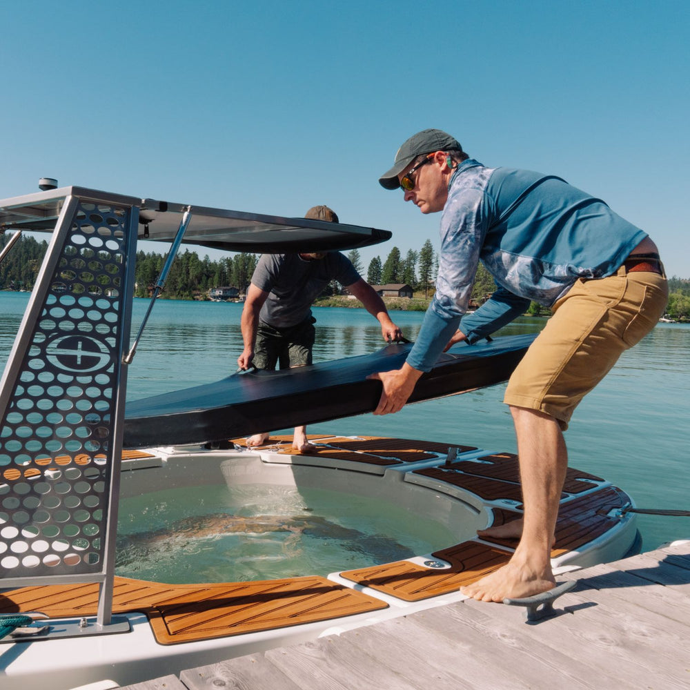 Spacruzzi | The Hot Tub Boat